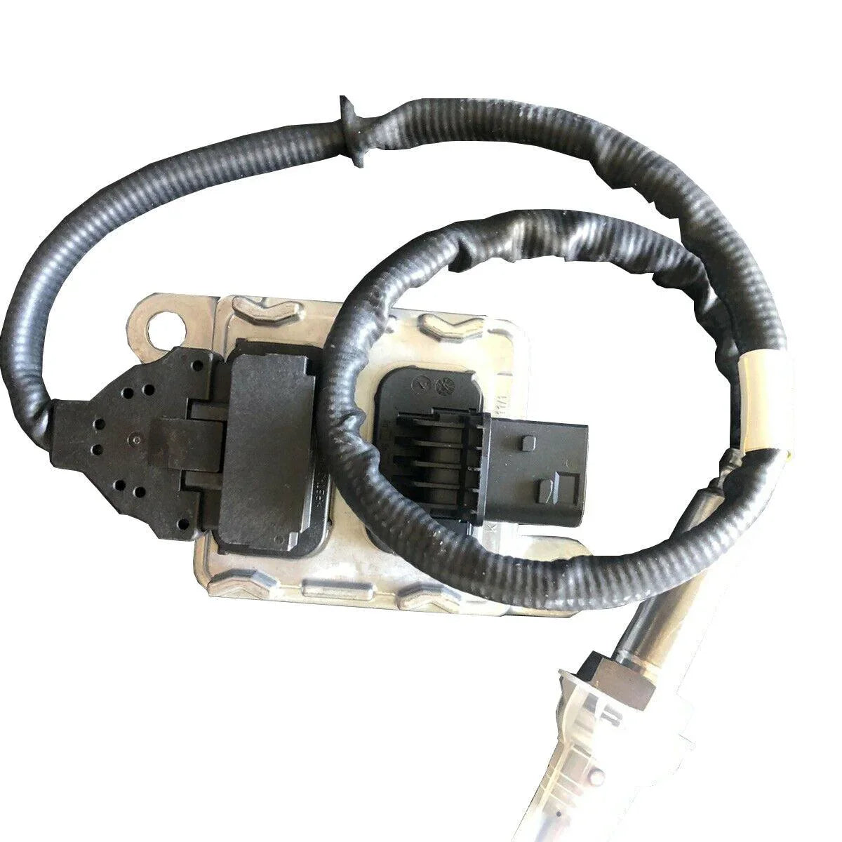 2236406 Genuine Paccar Nox Sensor Forward 12V Mx-13 – Truck To Trailer