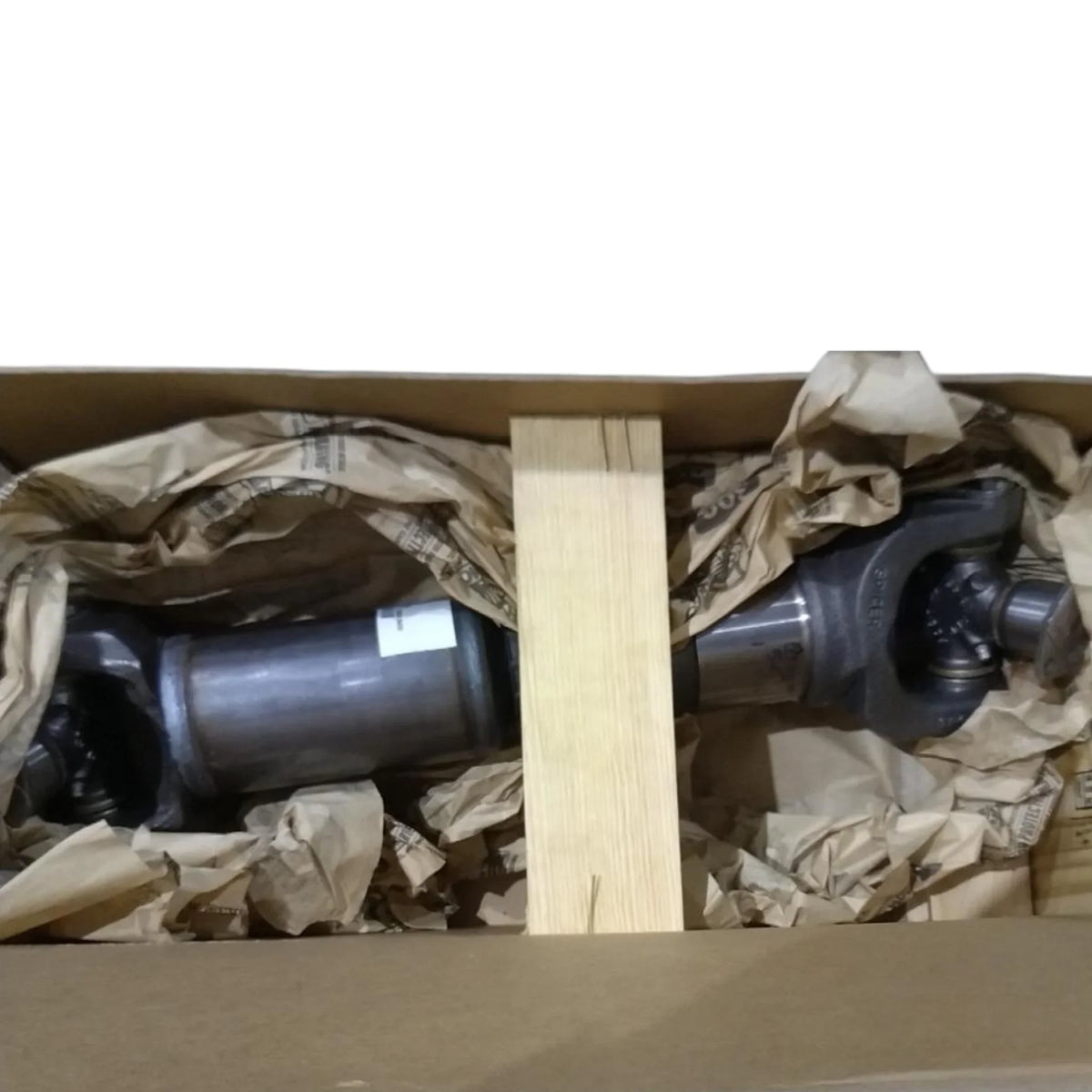 25160385 Genuine Mack Propeller Shaft – Truck To Trailer