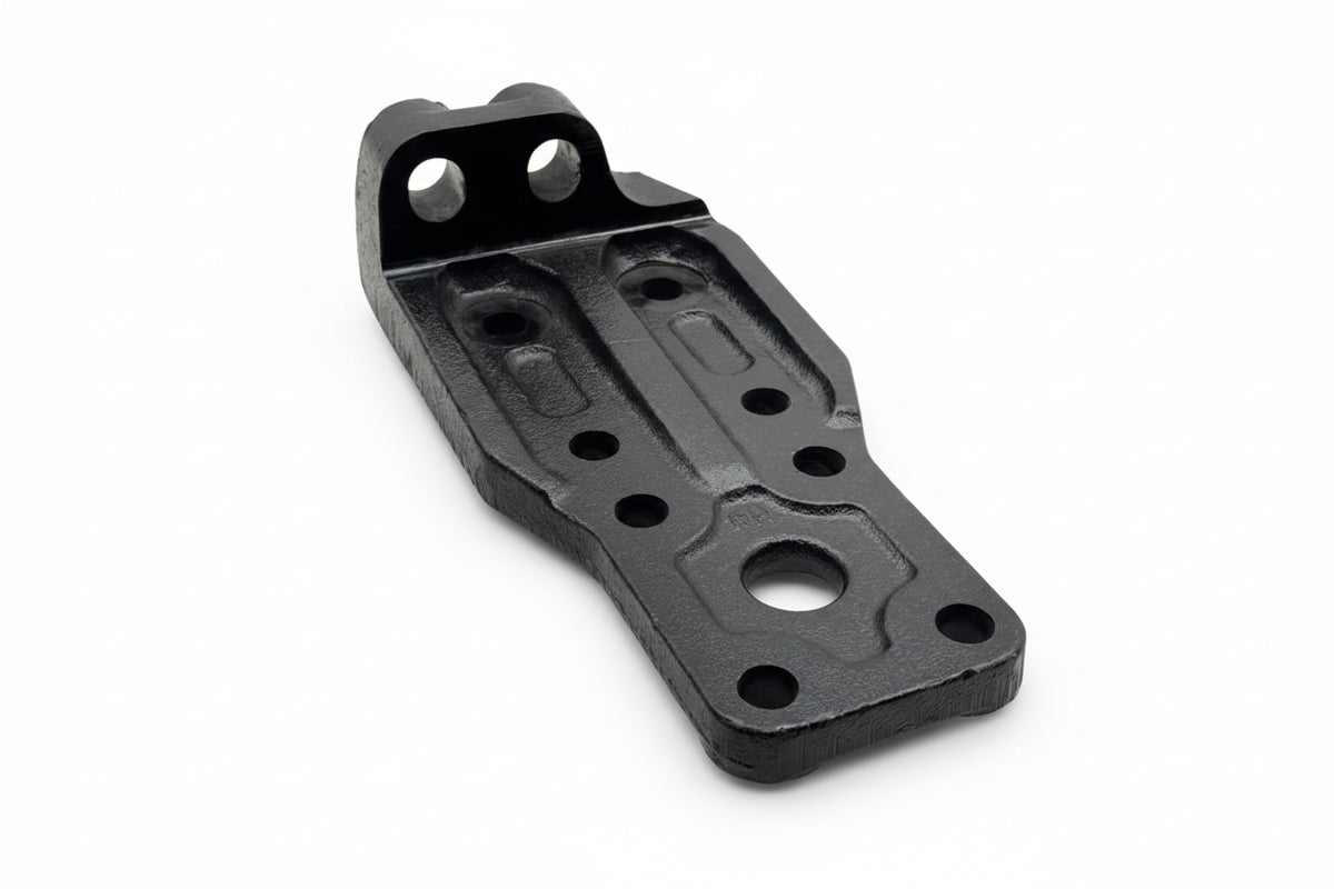 01-30891-000 Genuine Freightliner Right Side Engine Mount Bracket ...
