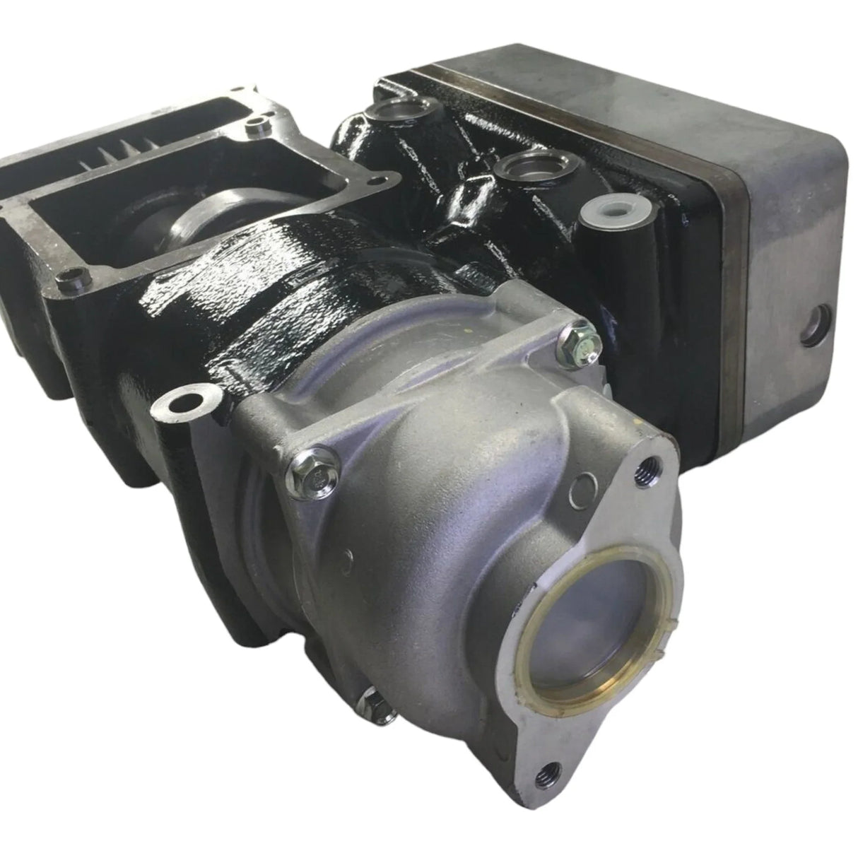 2513644C95 Genuine International Twin Air Compressor – Truck To Trailer